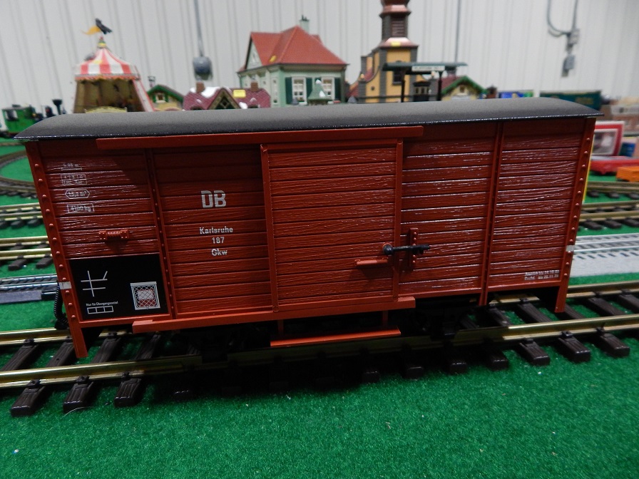 zionsvilletraindepot.com - Pre-Owned LGB Freight Cars - all